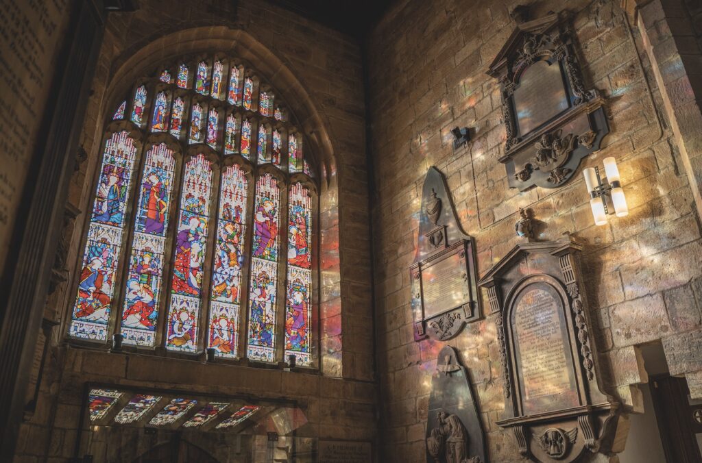 Divine Light - The Stained Glass of England's Cathedrals - The Long ...